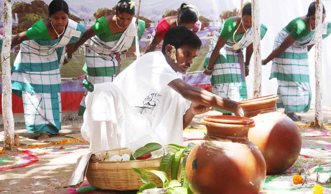 Sarhul festival dawns as the sal blossoms in Jharkhand - The Indian Tribal