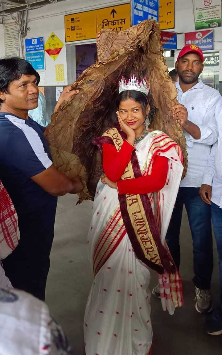 Jharkhand Girl Hopes To Win International Tribal Beauty Pageant - The ...